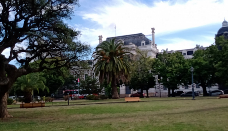 La semana arranca con cielo nublado y una máxima de 13 grados en CABA y ...